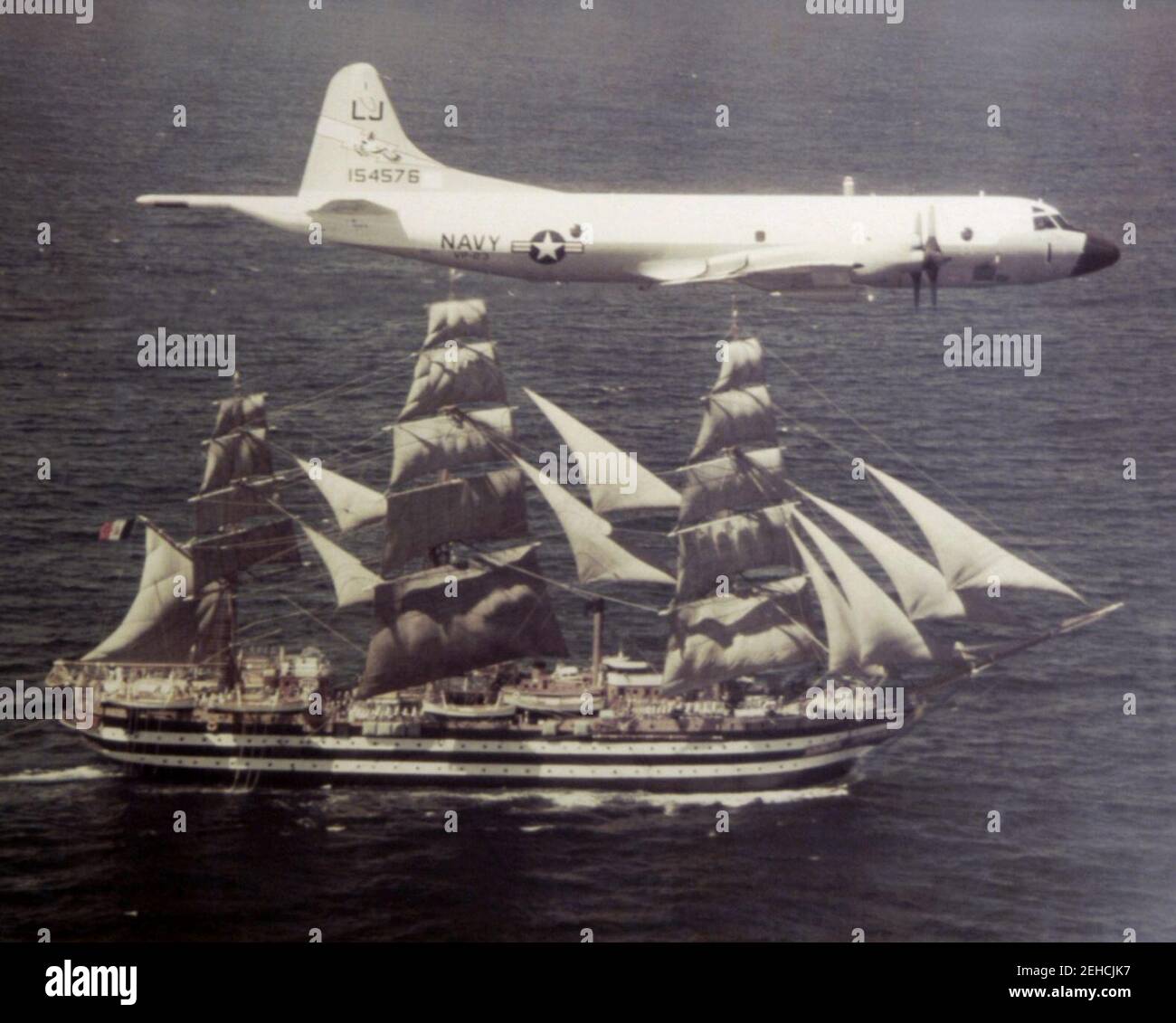 P-3B VP-23 with sailing ship Amerigo Vespucci 1976 Stock Photo - Alamy