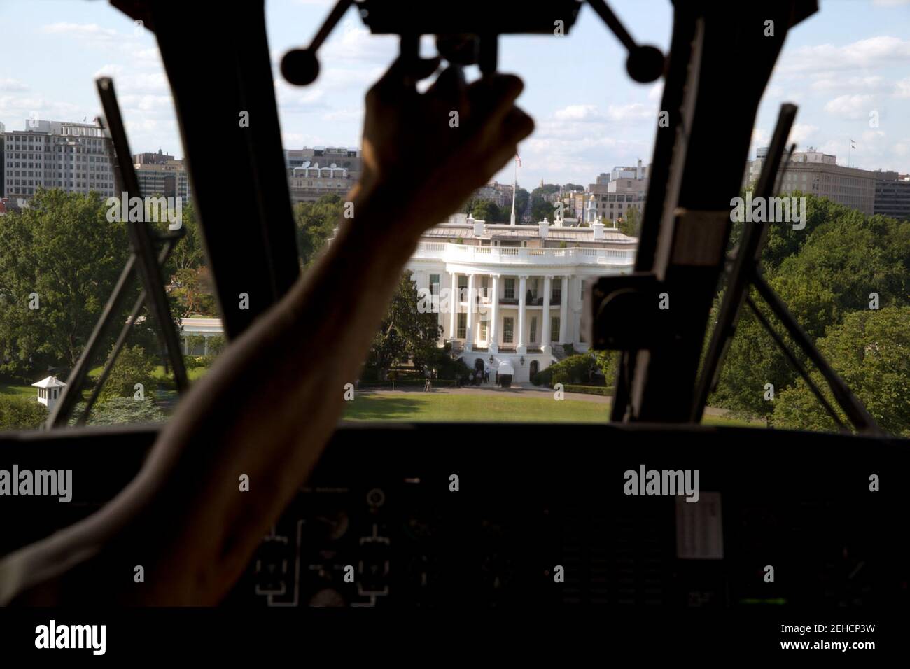Marine one helicopter cockpit hi-res stock photography and images - Alamy