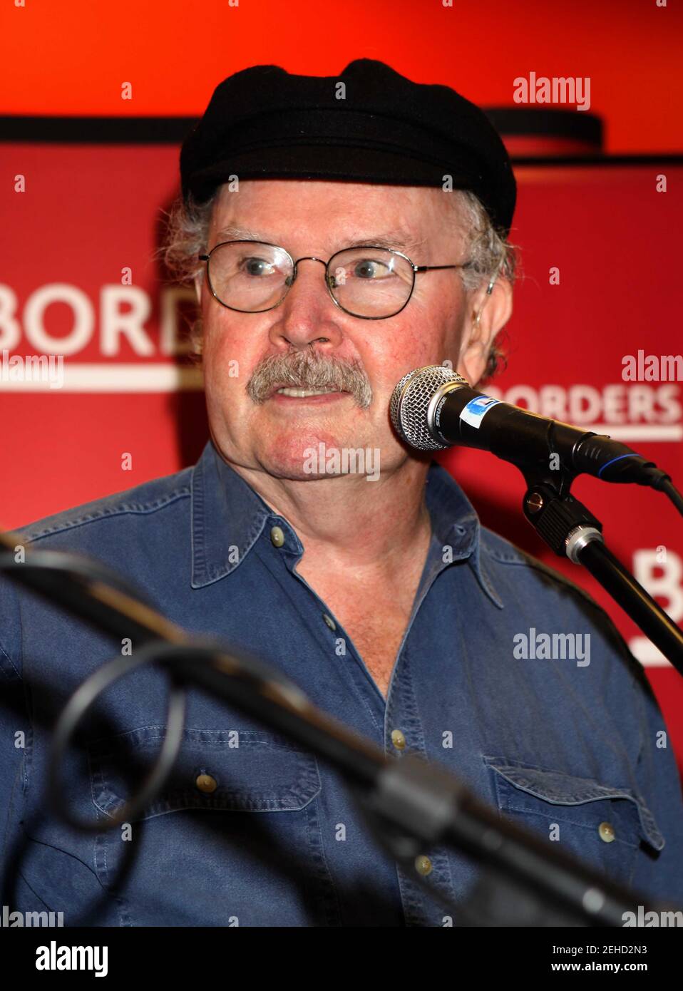 Tom Paxton 9-26-2009 Photo By John Barrett/PHOTOlink Stock Photo - Alamy