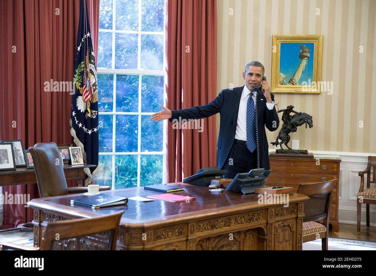 President Barack Obama talks on the phone with Prime Minister Benjamin ...
