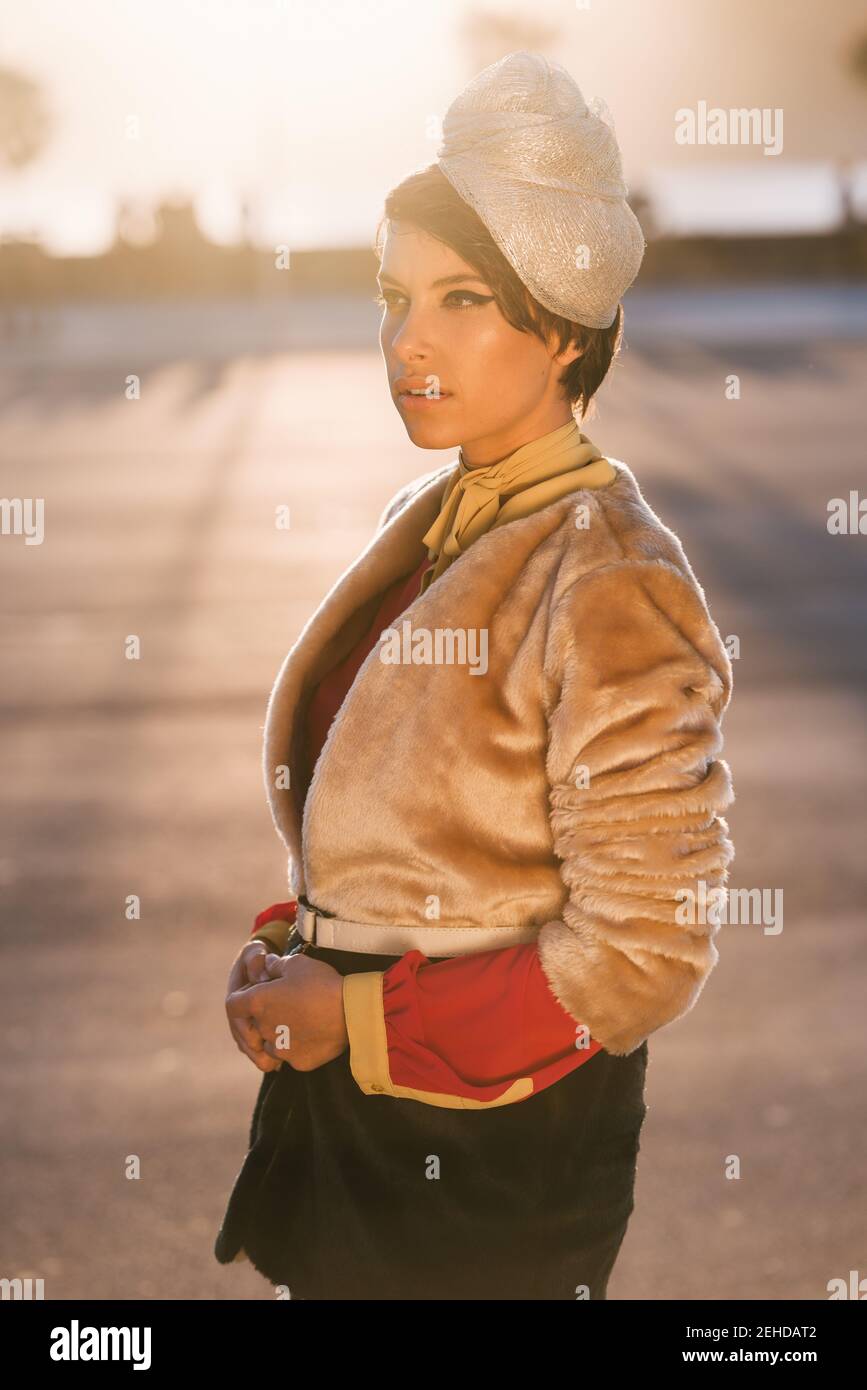 Woman back view vintage clothes hi-res stock photography and images - Alamy