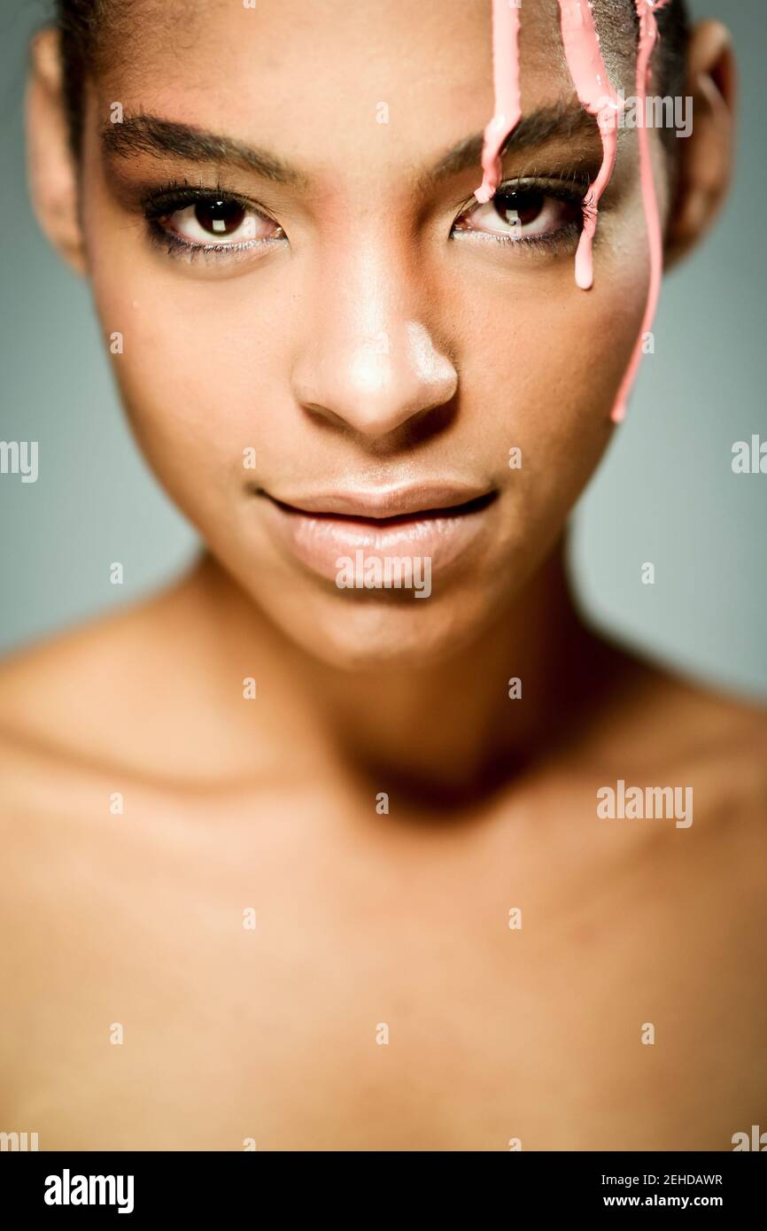 Dripping face hi-res stock photography and images - Alamy