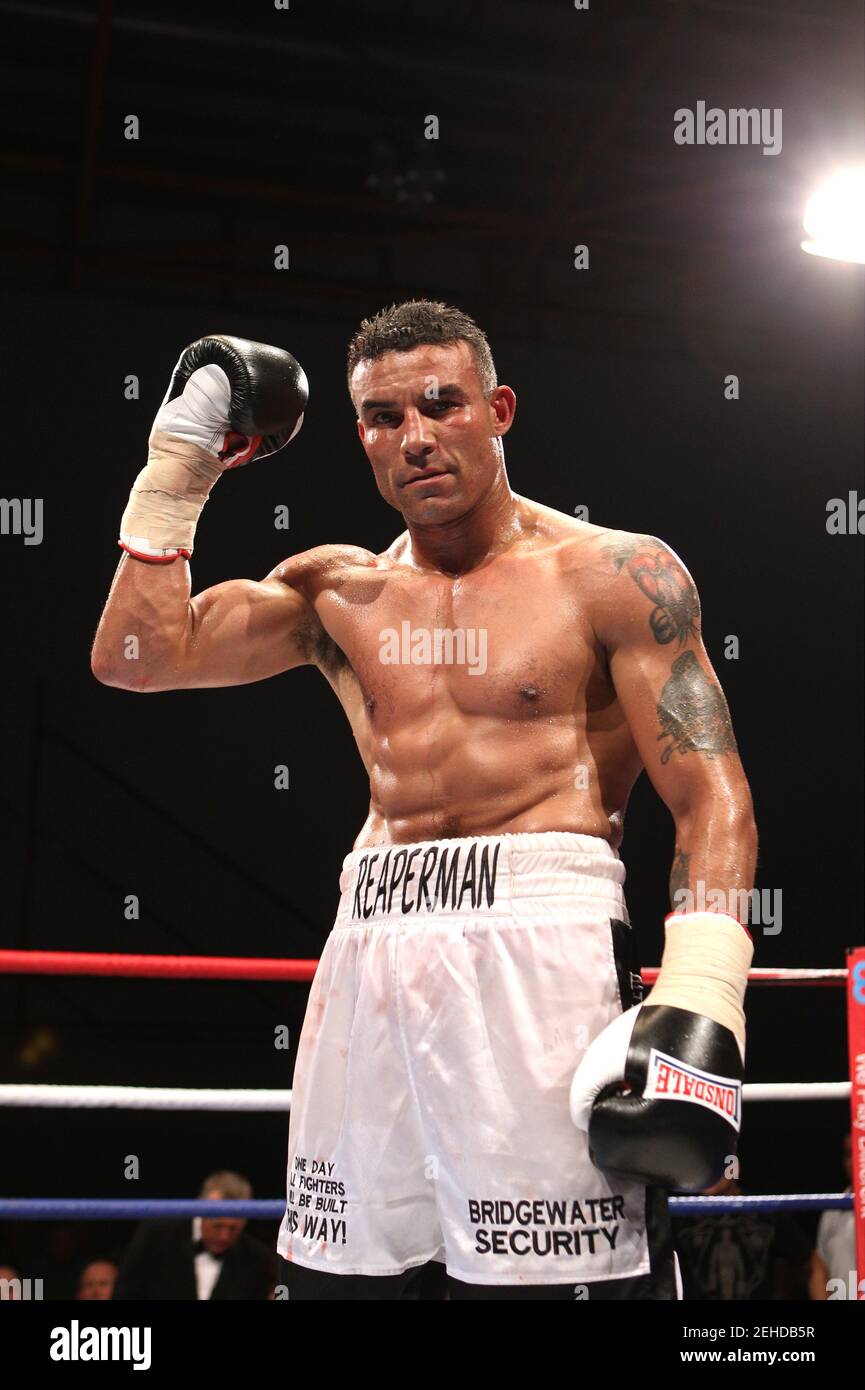 Robin reid celebrates hi-res stock photography and images - Alamy