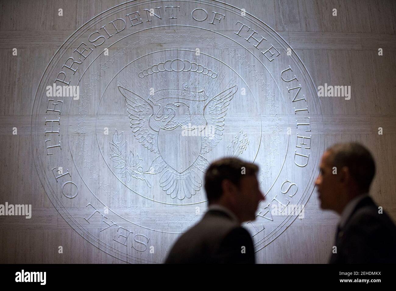 Barack obama presidential library hi-res stock photography and images ...