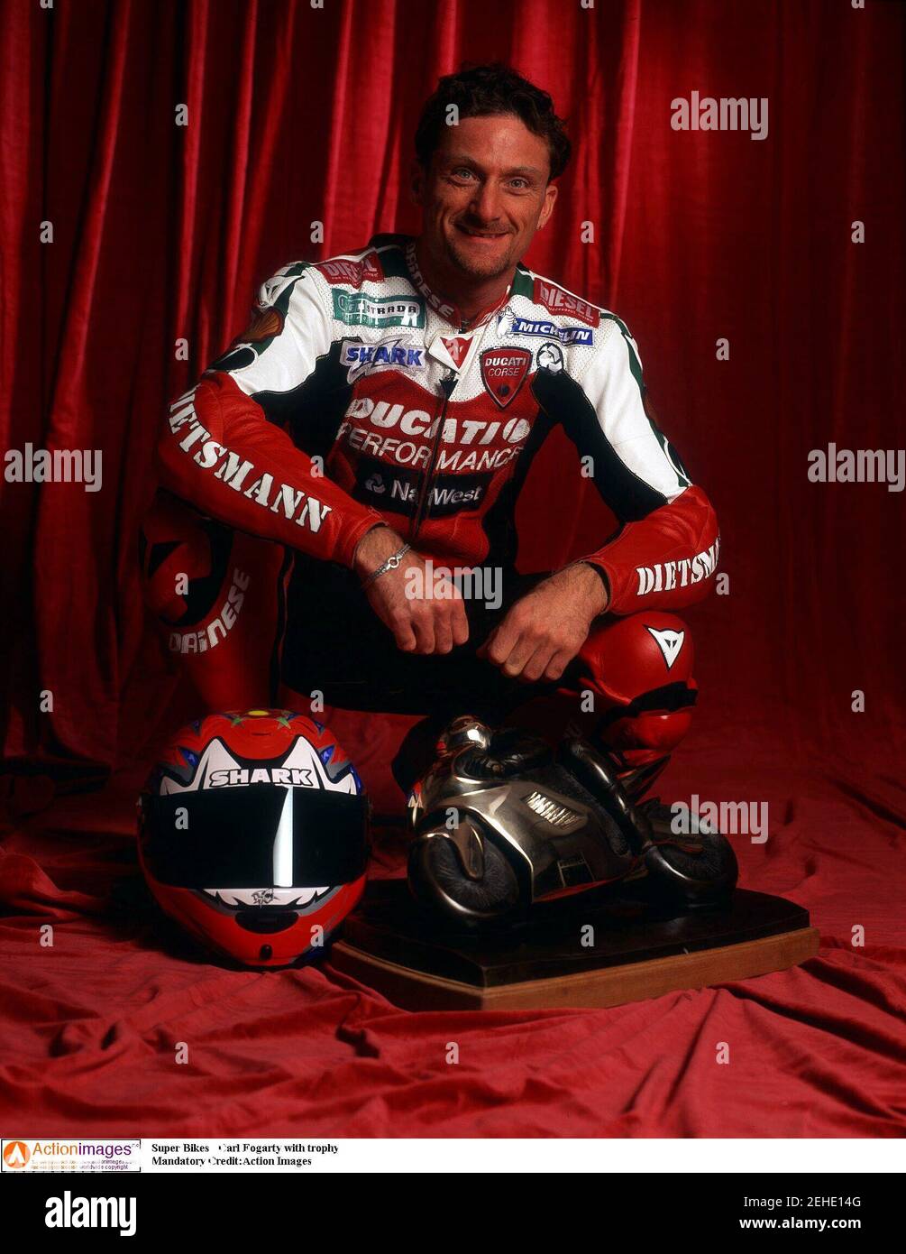 Carl fogarty trophy hi-res stock photography and images - Alamy