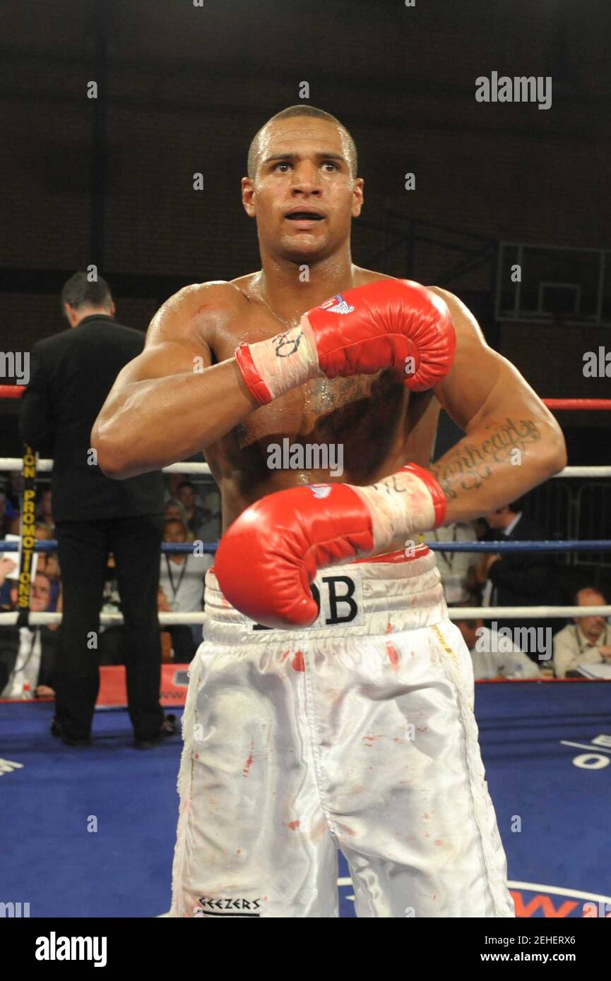 Boxing Oldham Action High Resolution Stock Photography and Images - Alamy