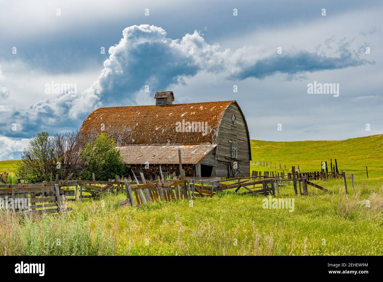 Dramatic sky over an old prairie barn in the Flintoft-Lankenheath area ...