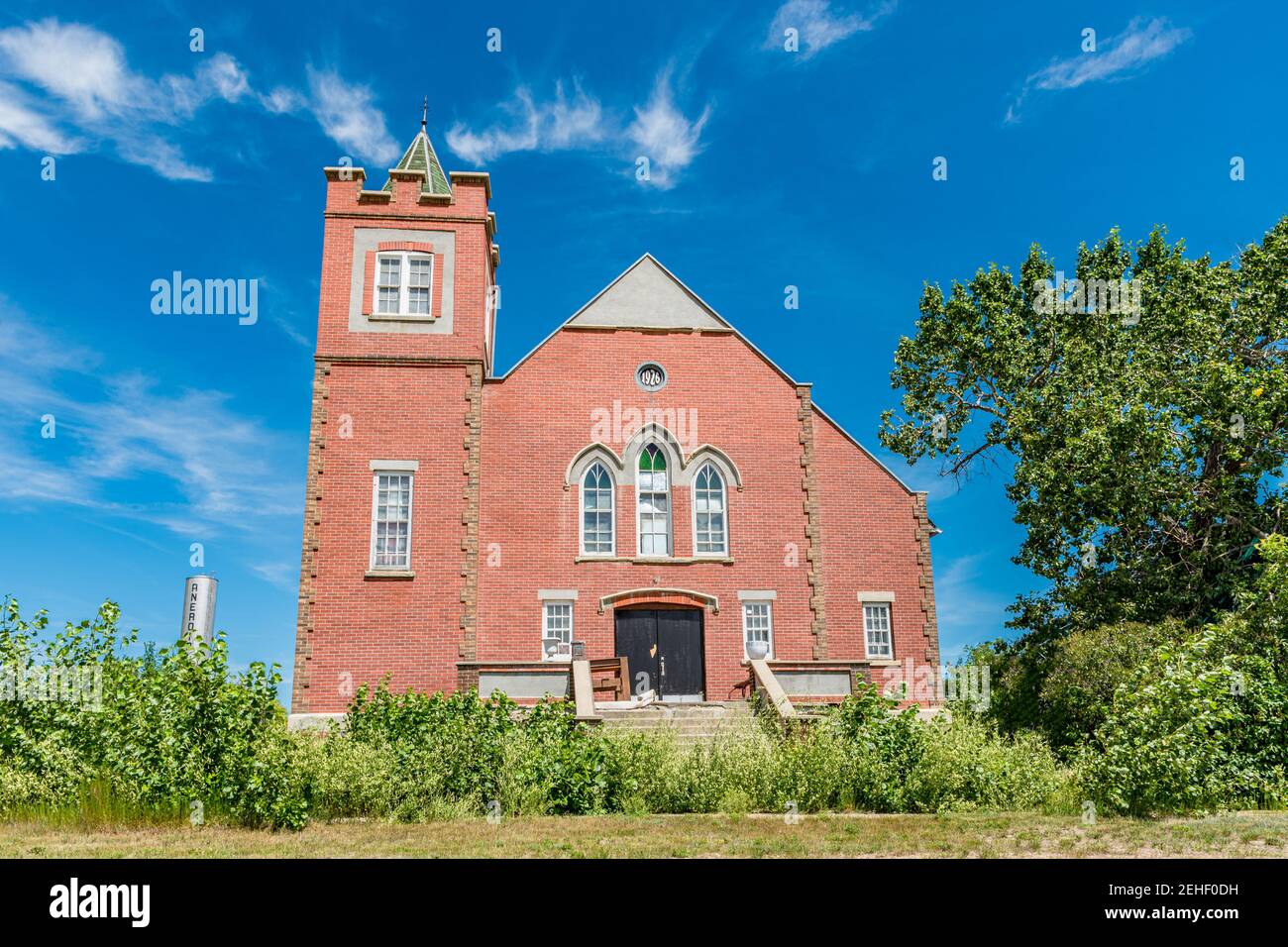 Old country church in saskatchewan hi-res stock photography and images ...