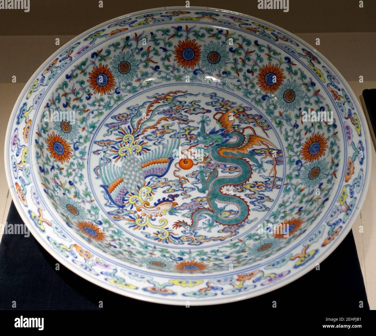 Pair of large dish with dragon and phoenix design, 1 of 2, China ...