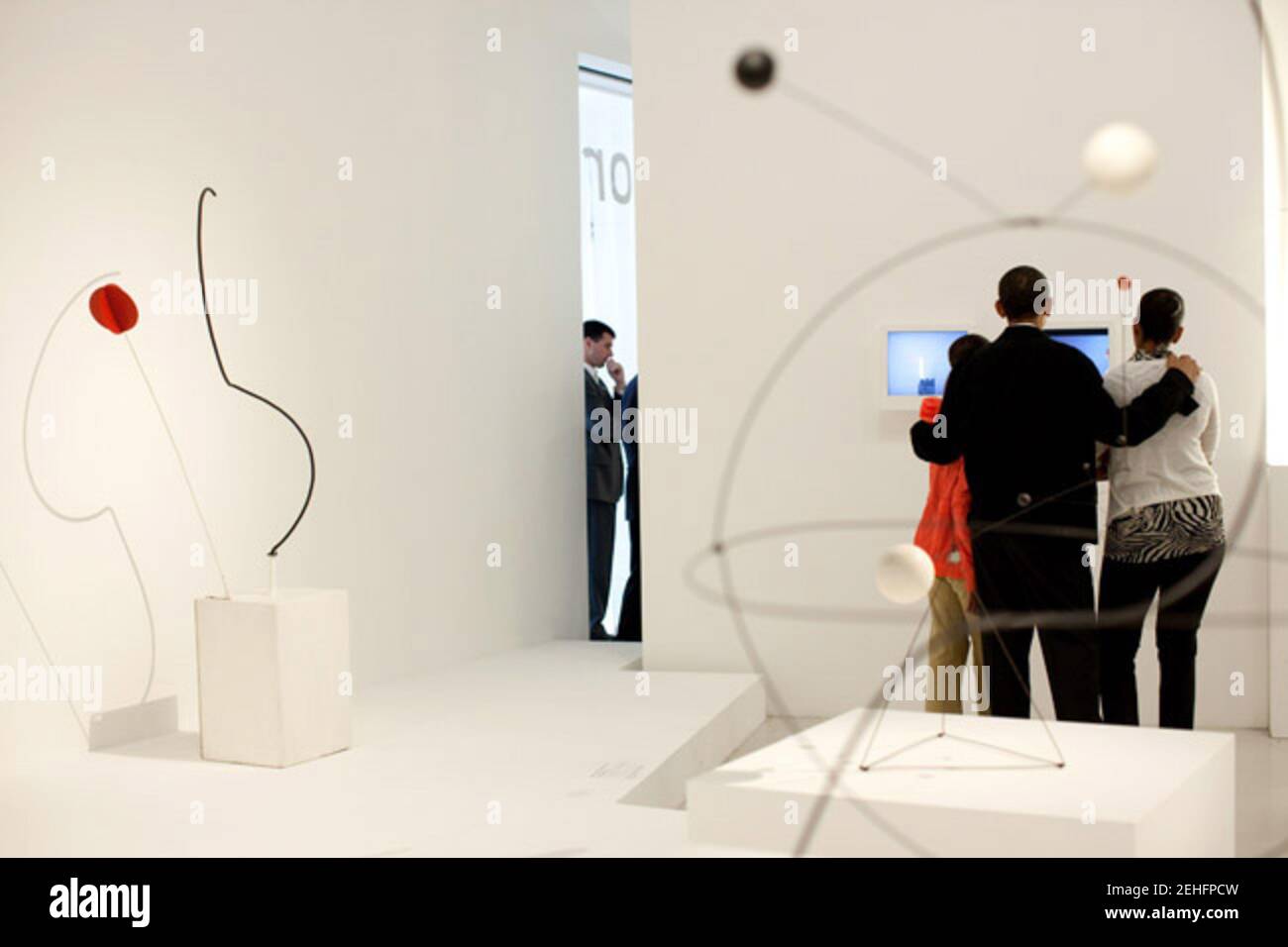 President Barack Obama tours the Centre Pompidou modern art museum in ...