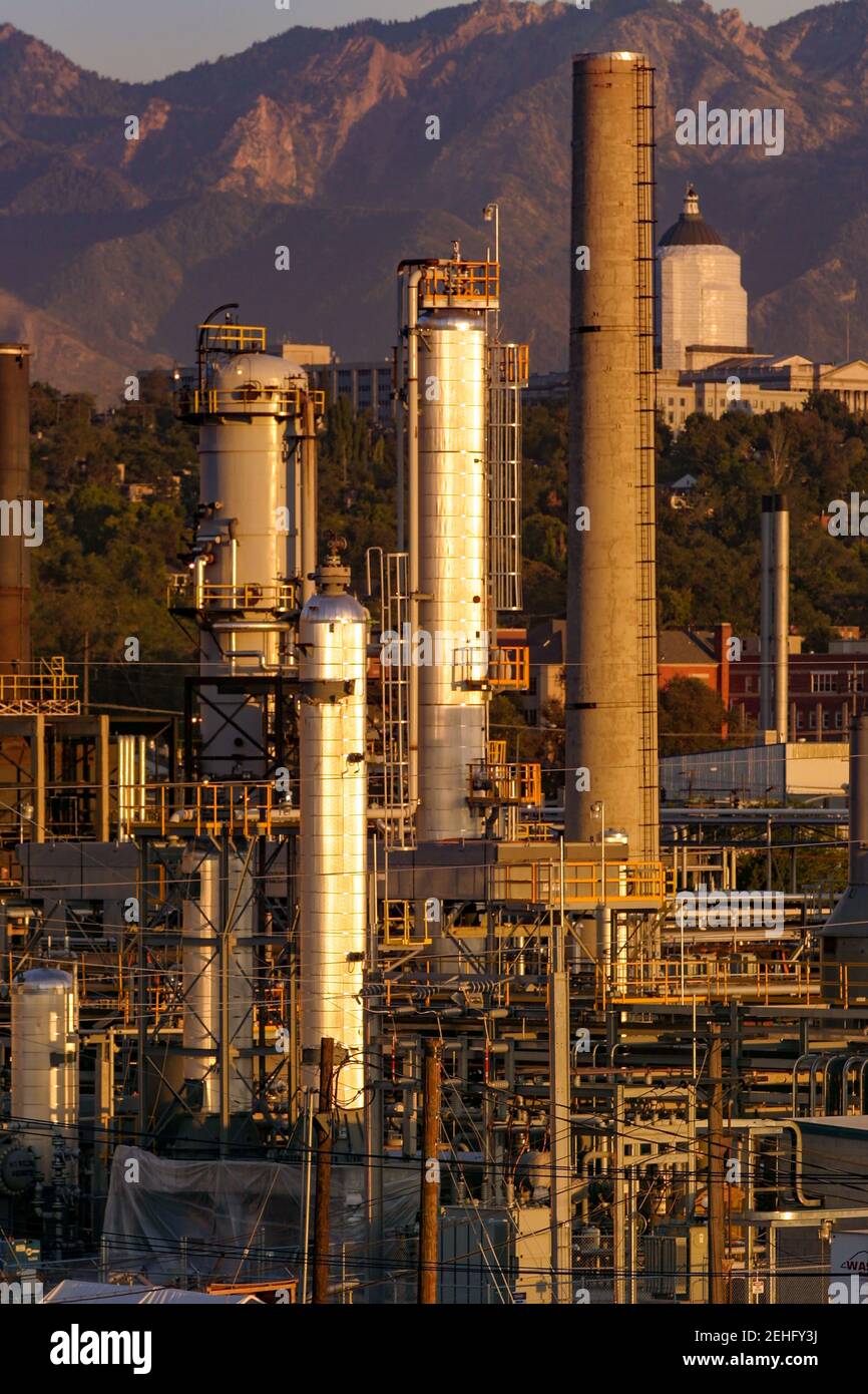 Salt lake city and refinery hi-res stock photography and images - Alamy