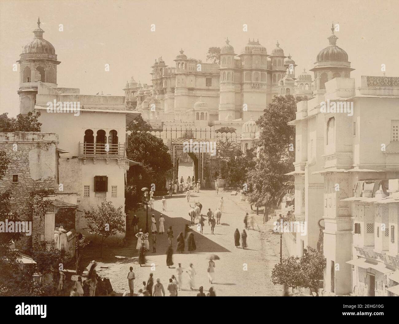 Palace and the Baripol Gate, Udaipur Stock Photo - Alamy
