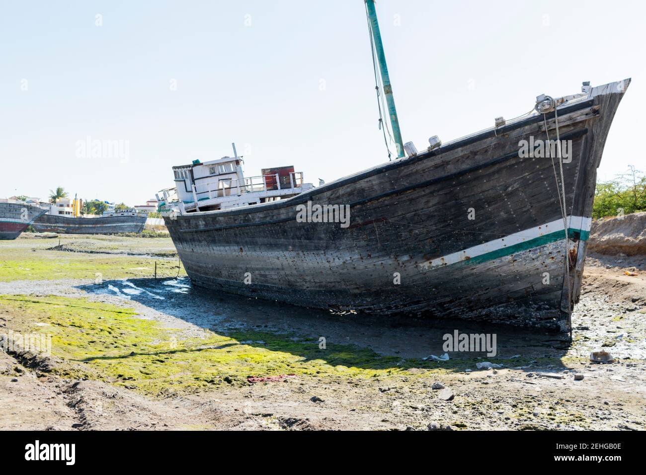 Ship building yard at Mandvi Stock Photo - Alamy