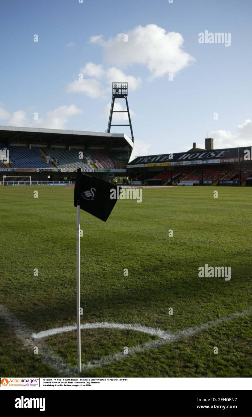 Vetch field general view hi-res stock photography and images - Alamy