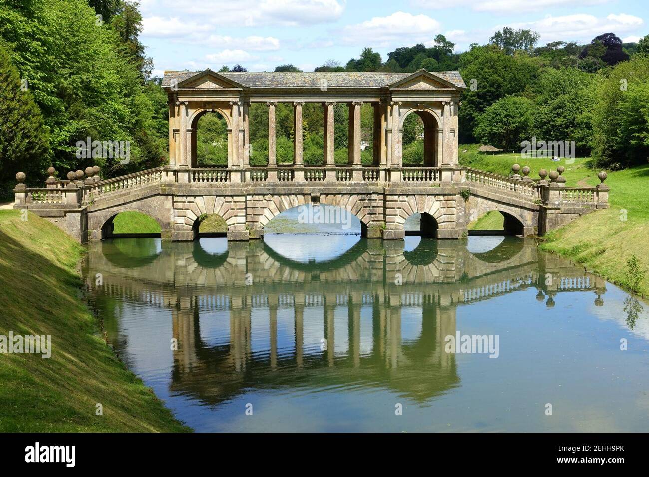 Palladian Bridge - Prior Park - Bath, England Stock Photo - Alamy