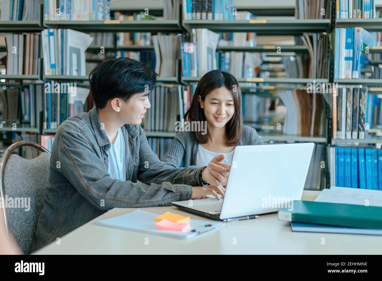 University student revising library hi-res stock photography and images ...