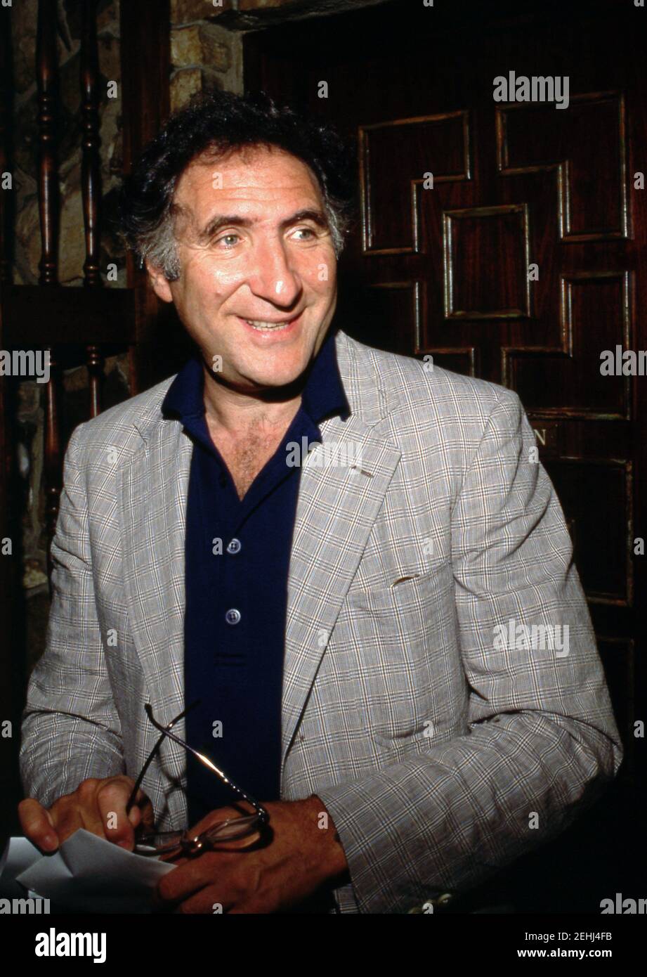 Eric Winter In The Mentalist 3 Judd Hirsch In Warehouse MINA "La voce ...