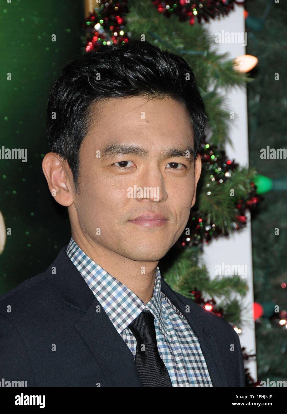 John cho red carpet event hi-res stock photography and images - Alamy