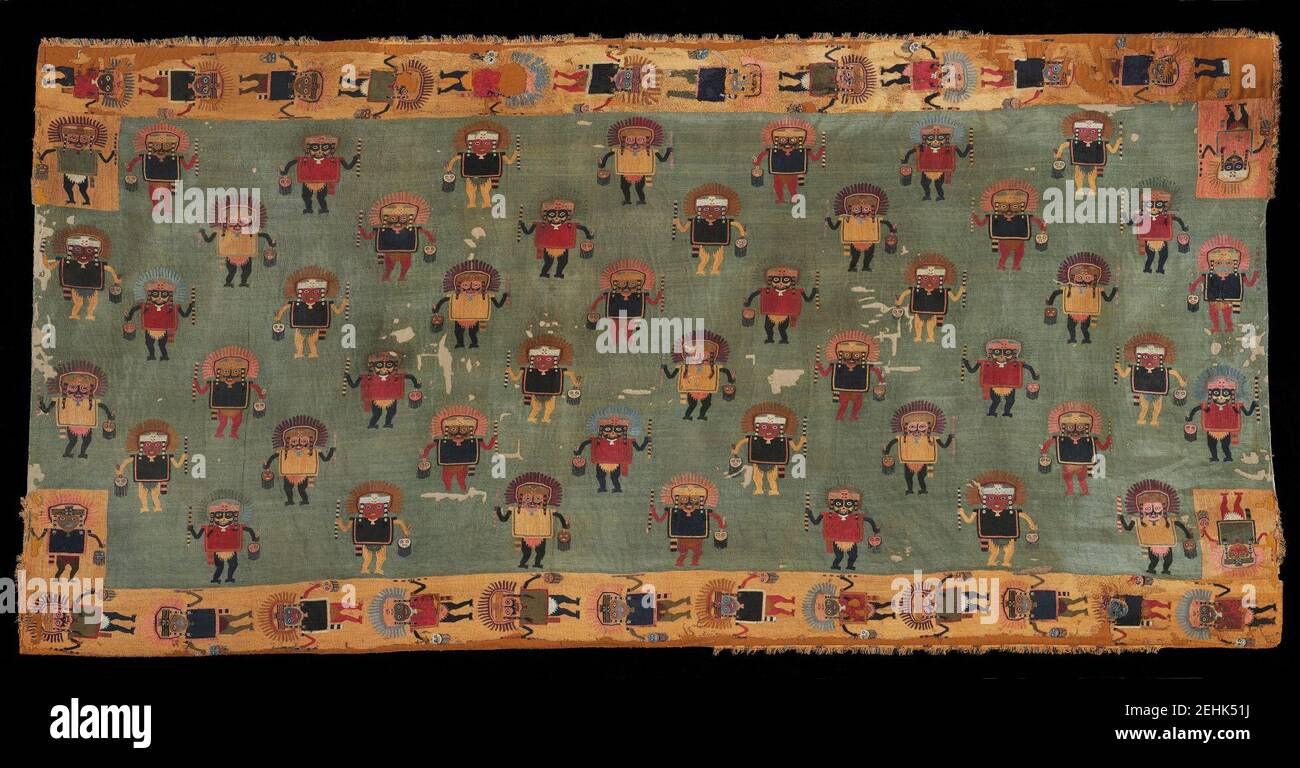 Paracas style - Ceremonial mantle Stock Photo - Alamy