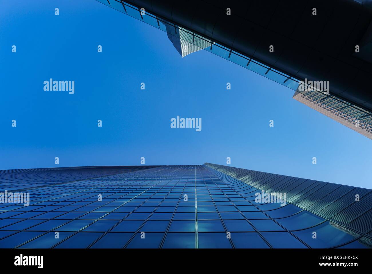 Tokyo skyscraper buildings hi-res stock photography and images - Alamy
