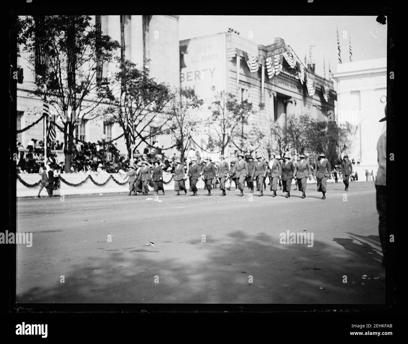 Triumphal parade hi-res stock photography and images - Alamy