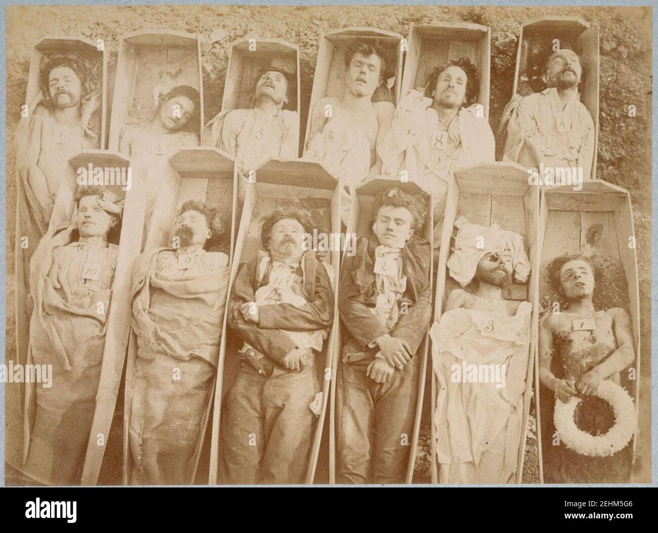 Communards 1871 hi-res stock photography and images - Alamy