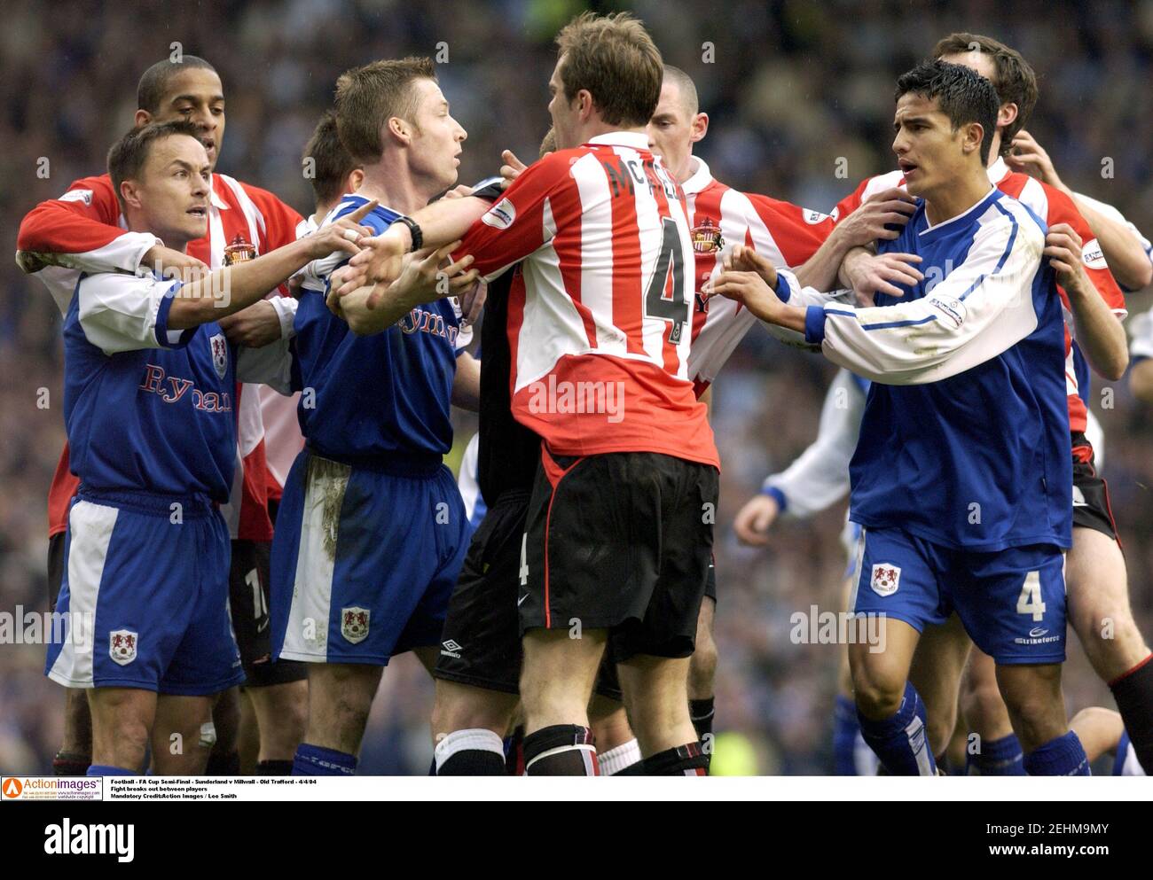 Millwall football fight hi-res stock photography and images - Alamy