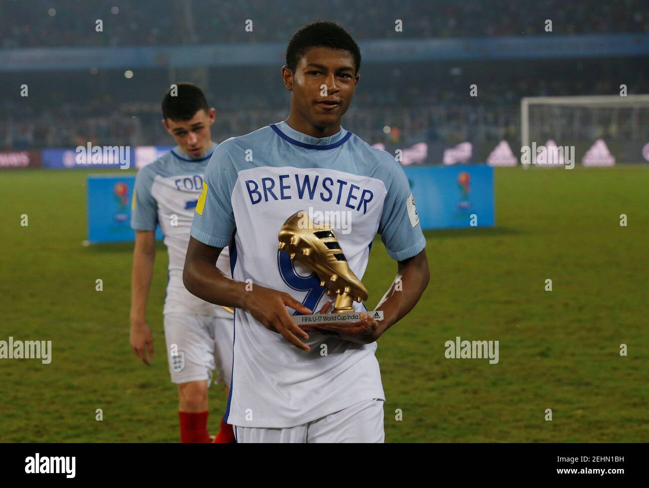 Rhian brewster england u17 hi-res stock photography and images - Alamy