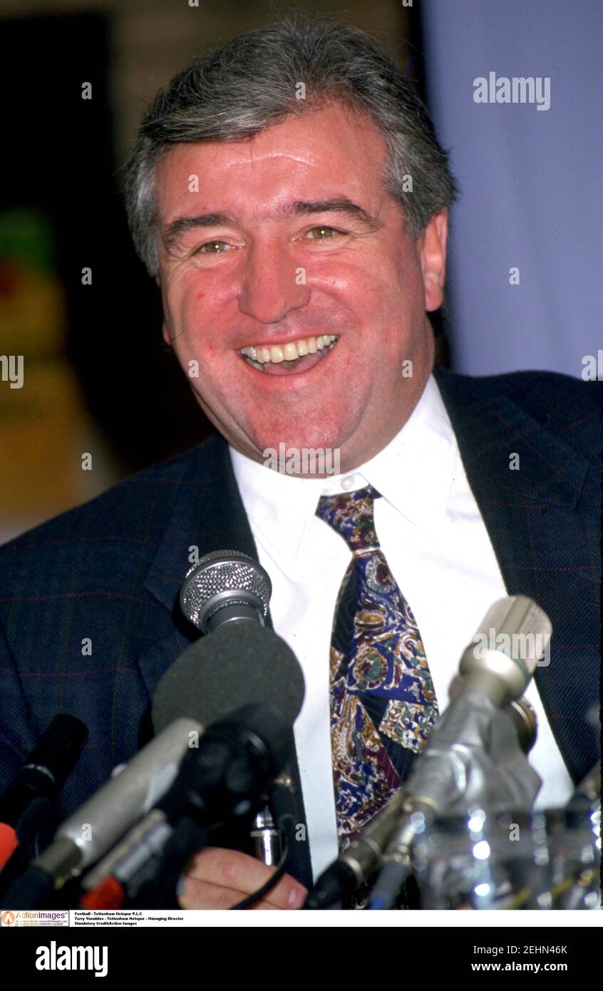 Terry venables tottenham hotspur hi-res stock photography and images ...