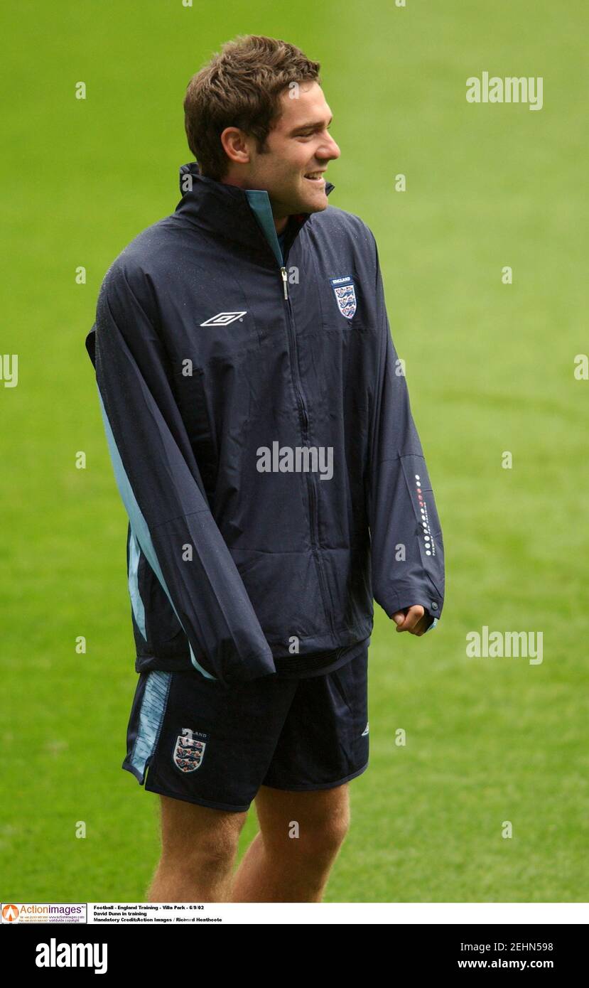 Football training david dunn hi-res stock photography and images - Alamy