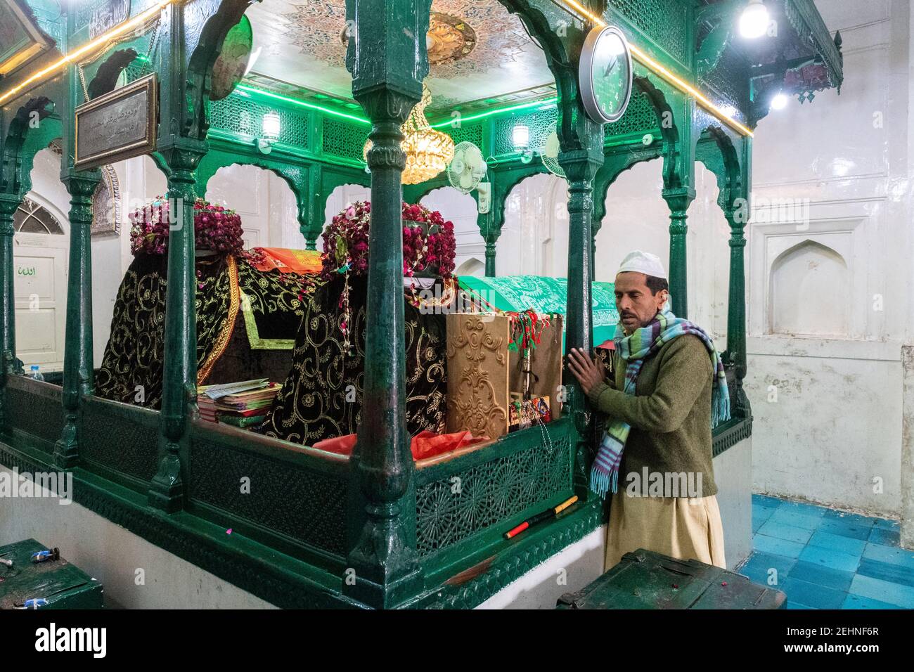 The Mausoleum of Pir Shams Sabzwari Multani, Multan, Punjab, Pakistan ...