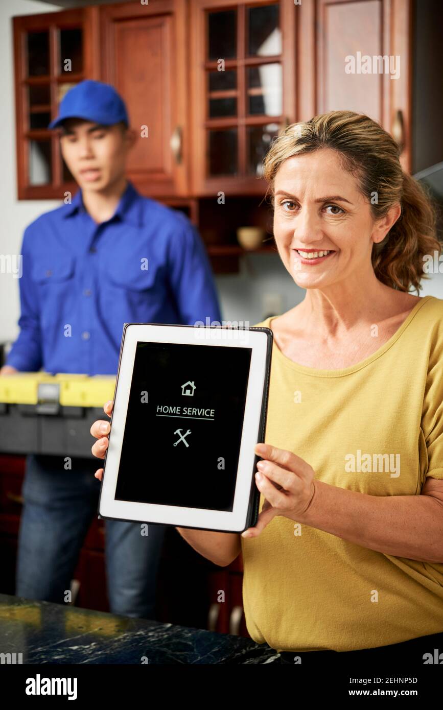 At home service hi-res stock photography and images - Alamy