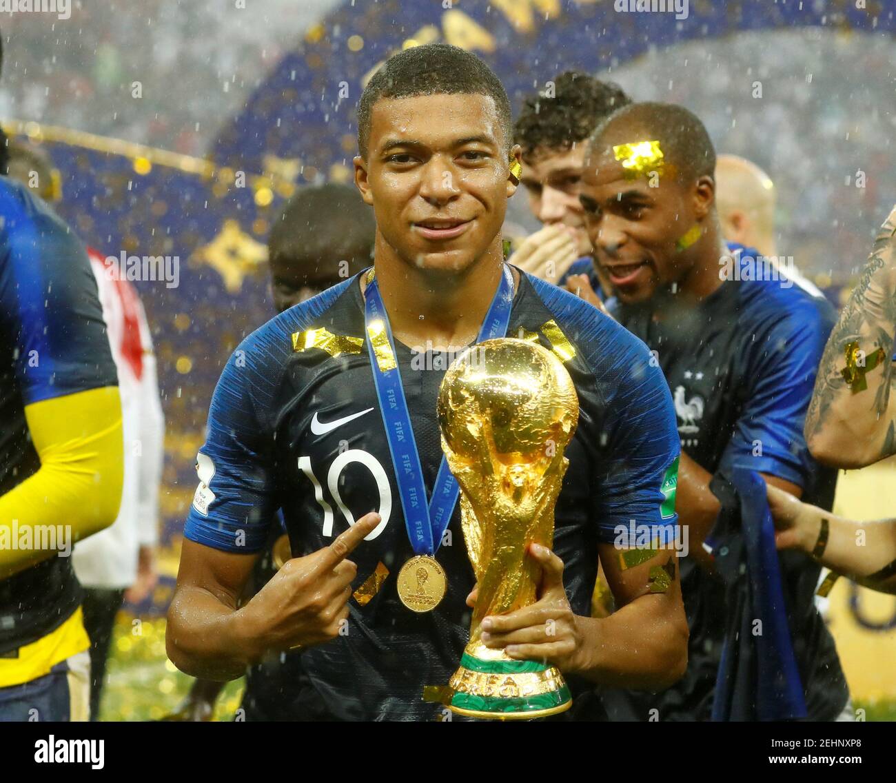 2018 france world cup trophy mbappe hi-res stock photography and images ...