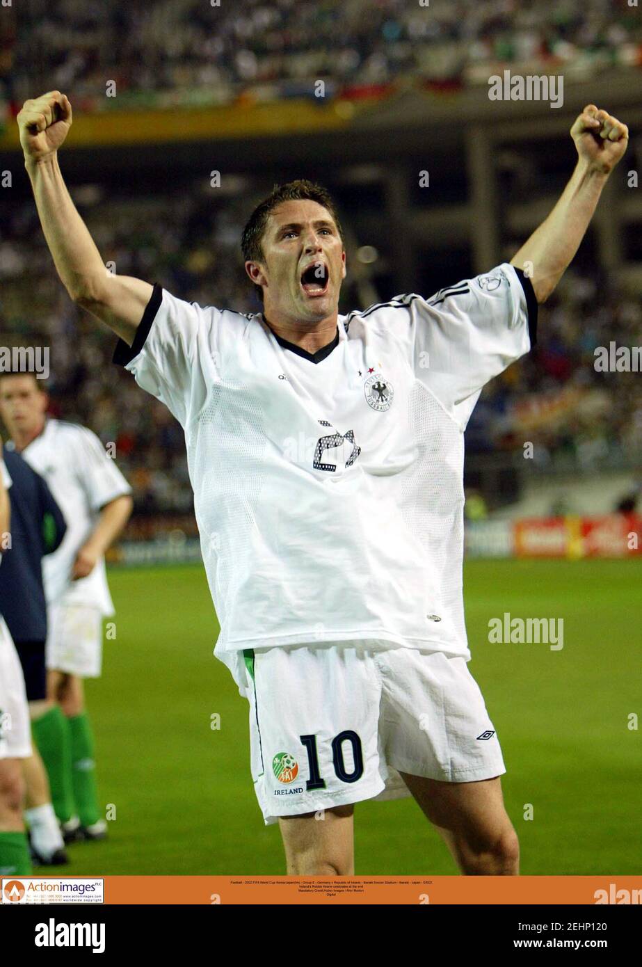 Sport football fifa world cup 2002 robbie keane hi-res stock ...