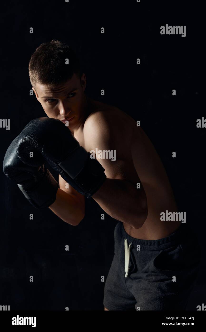 Thai bodybuilder hi-res stock photography and images - Alamy