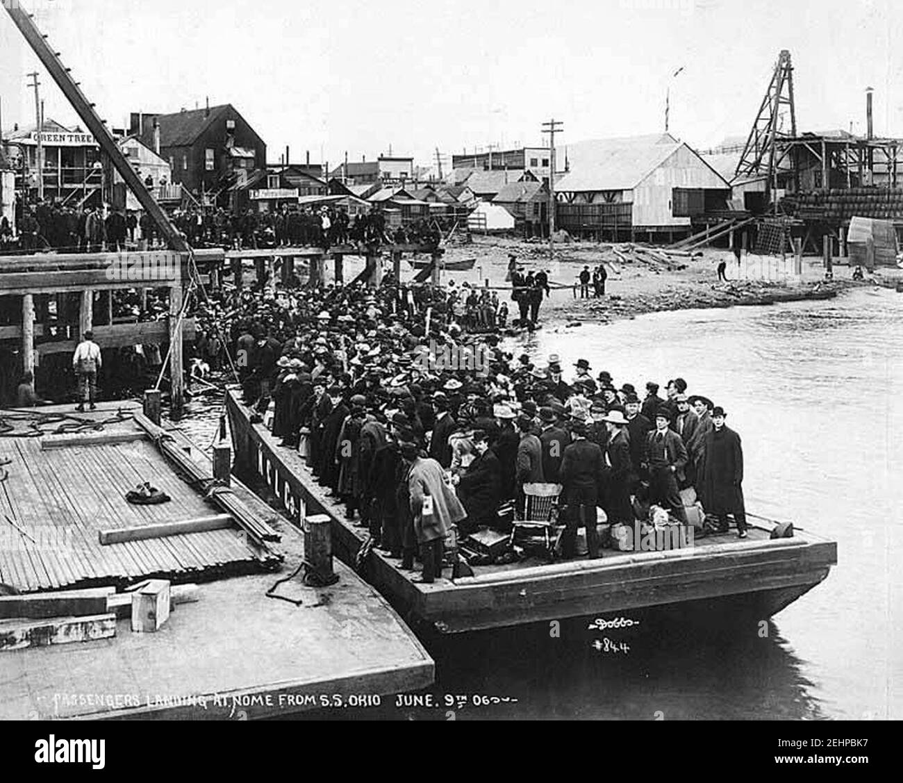 Ss barge Black and White Stock Photos & Images - Alamy