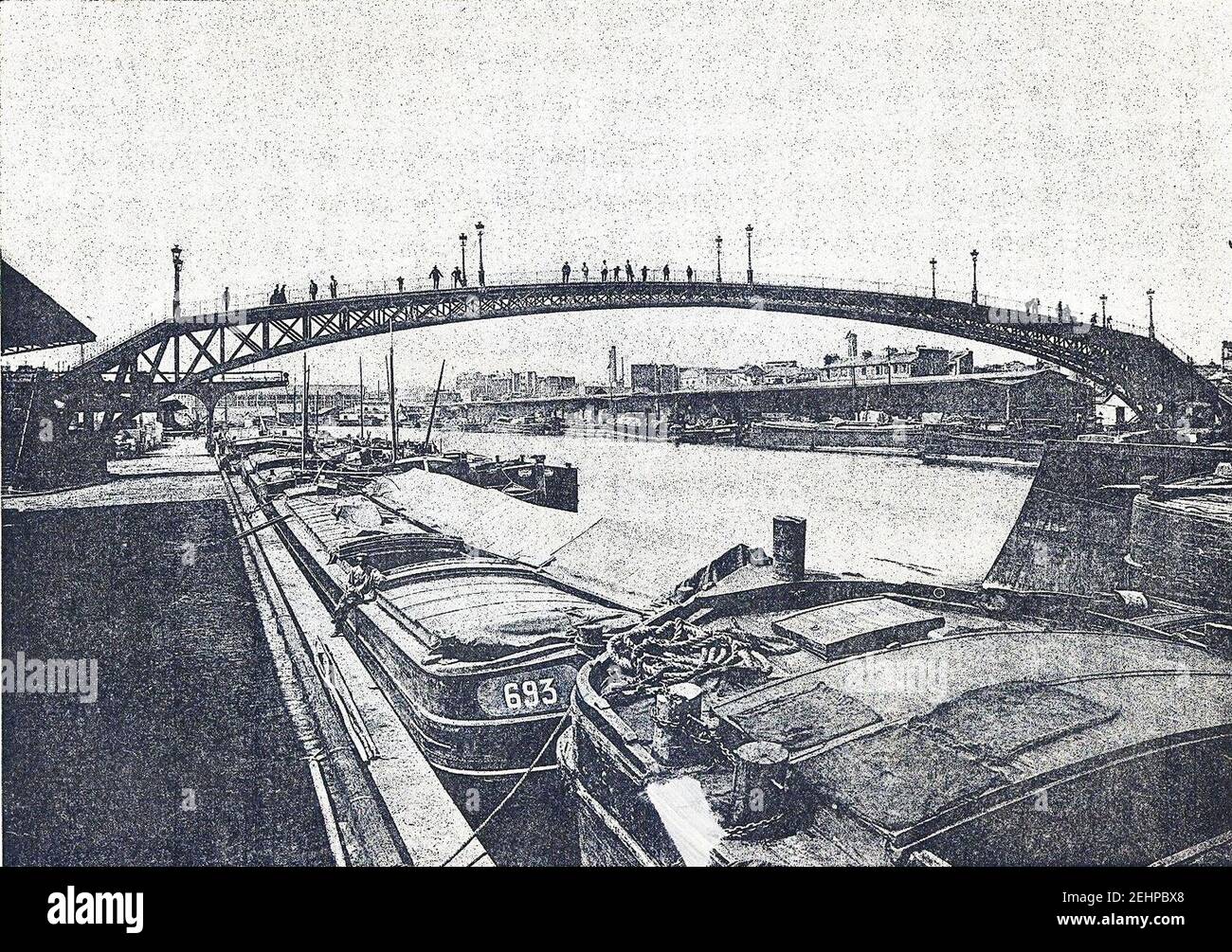 Paris 1882 hi-res stock photography and images - Alamy