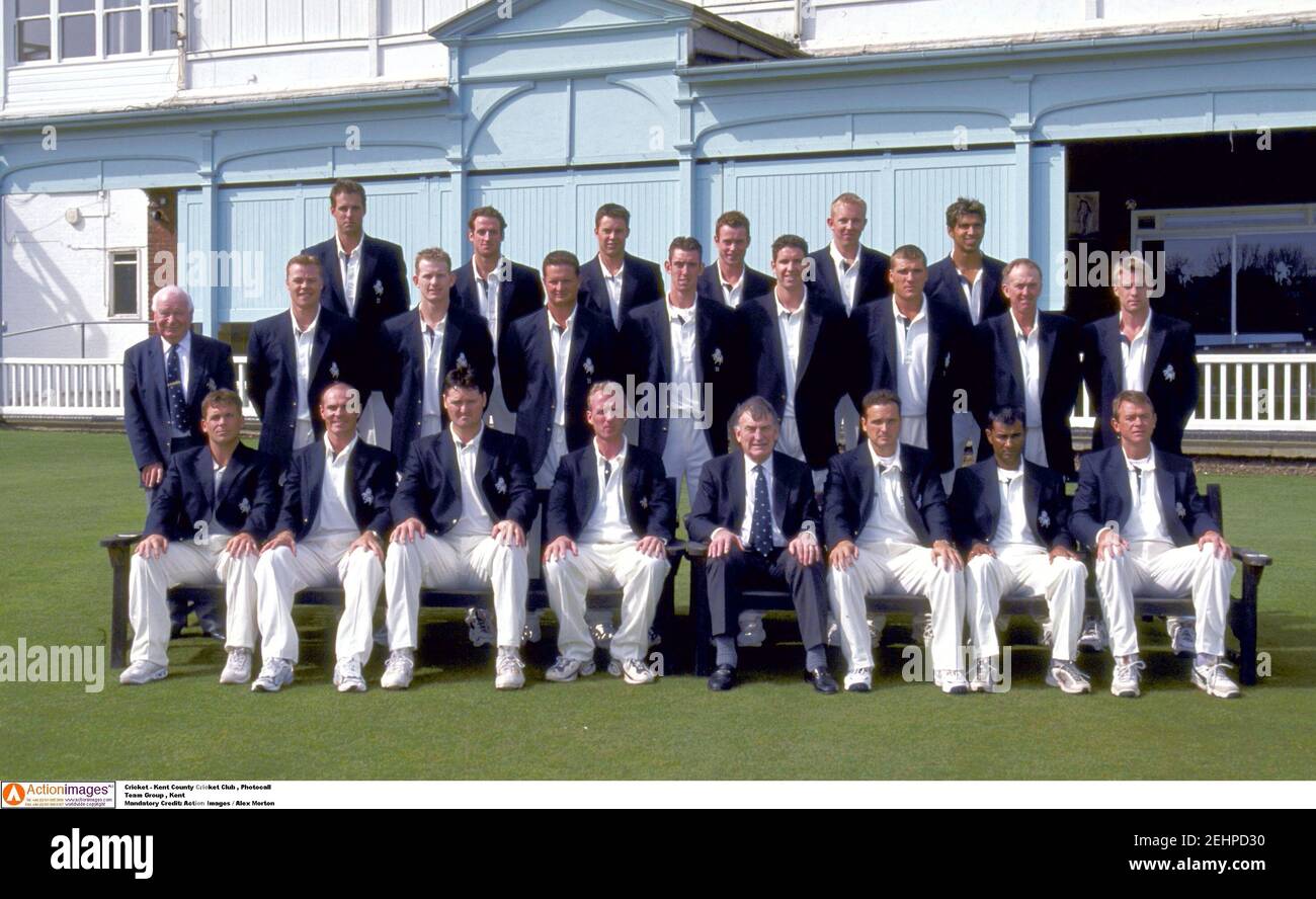 The kent county cricket club team group hi-res stock photography and ...