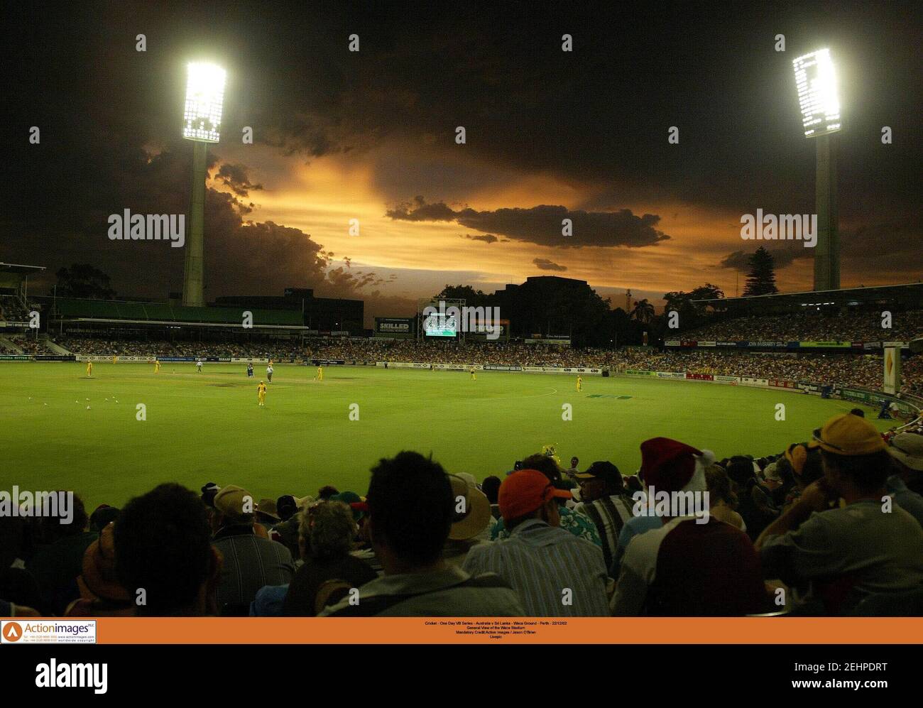 Perth cricket stadium hi-res stock photography and images - Alamy
