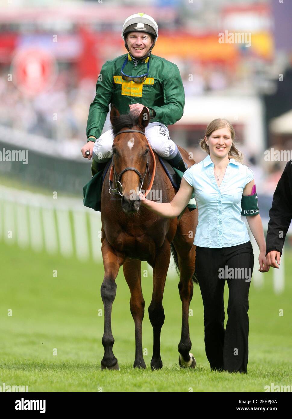 New approach horse hi-res stock photography and images - Alamy