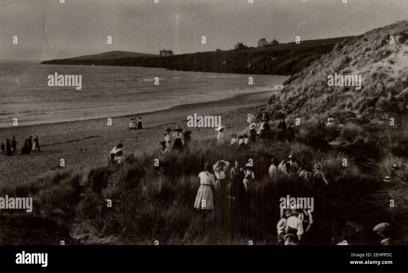Patch beach, Gwbert-on-Sea Stock Photo - Alamy