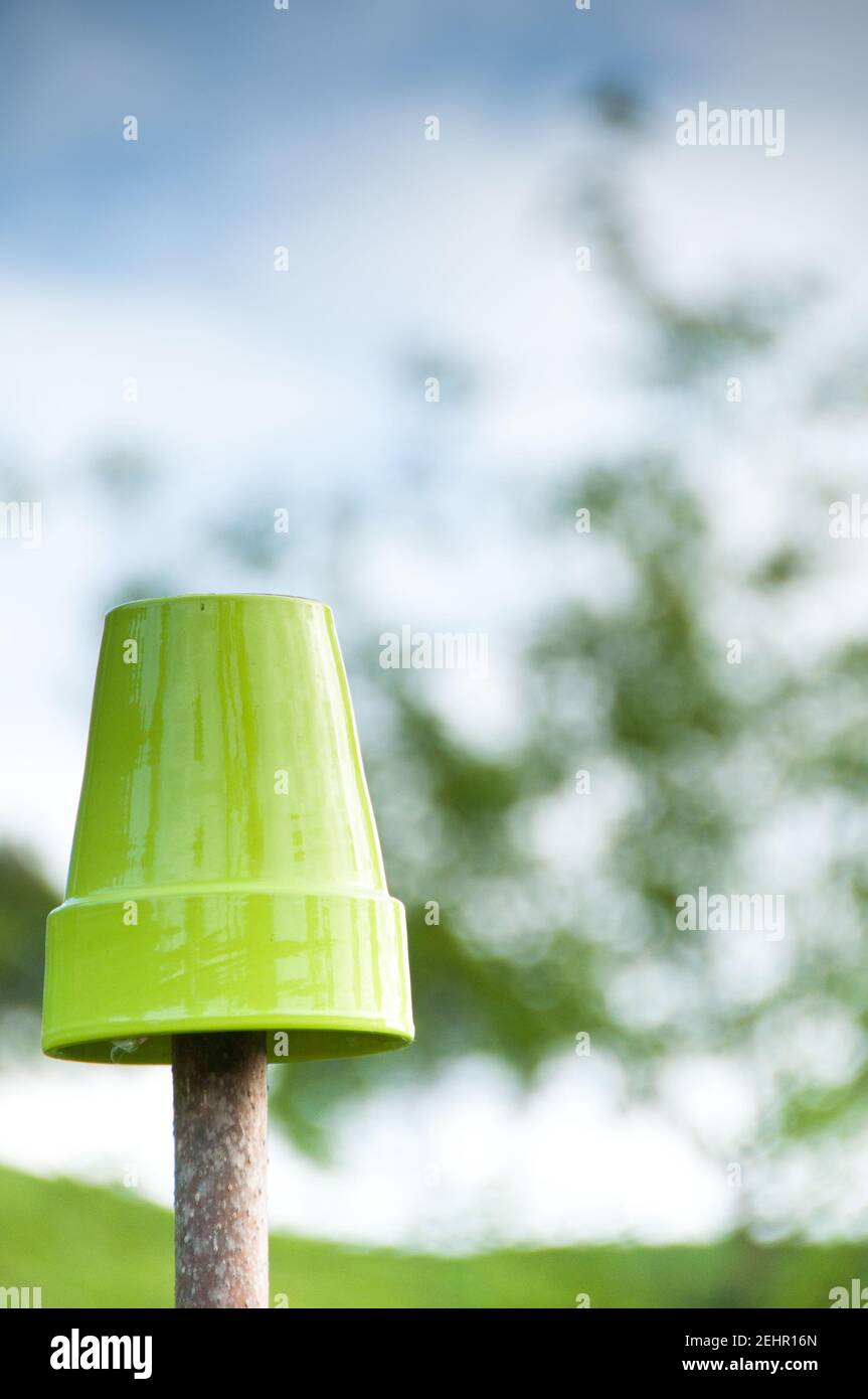 Decorative garden decoration hi-res stock photography and images - Alamy