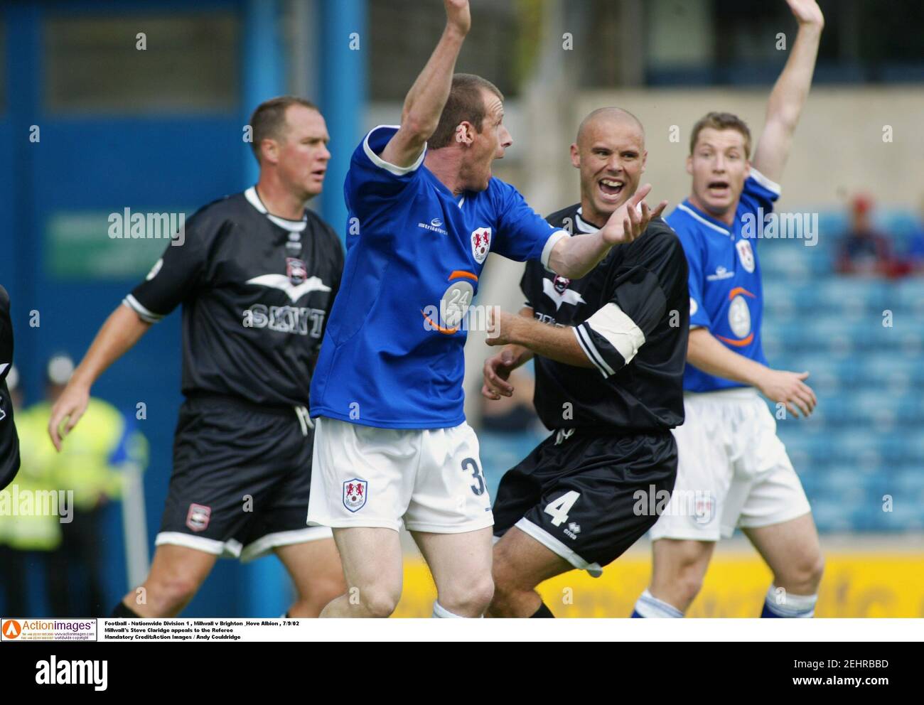 Millwall v brighton hove albion hi-res stock photography and images - Alamy