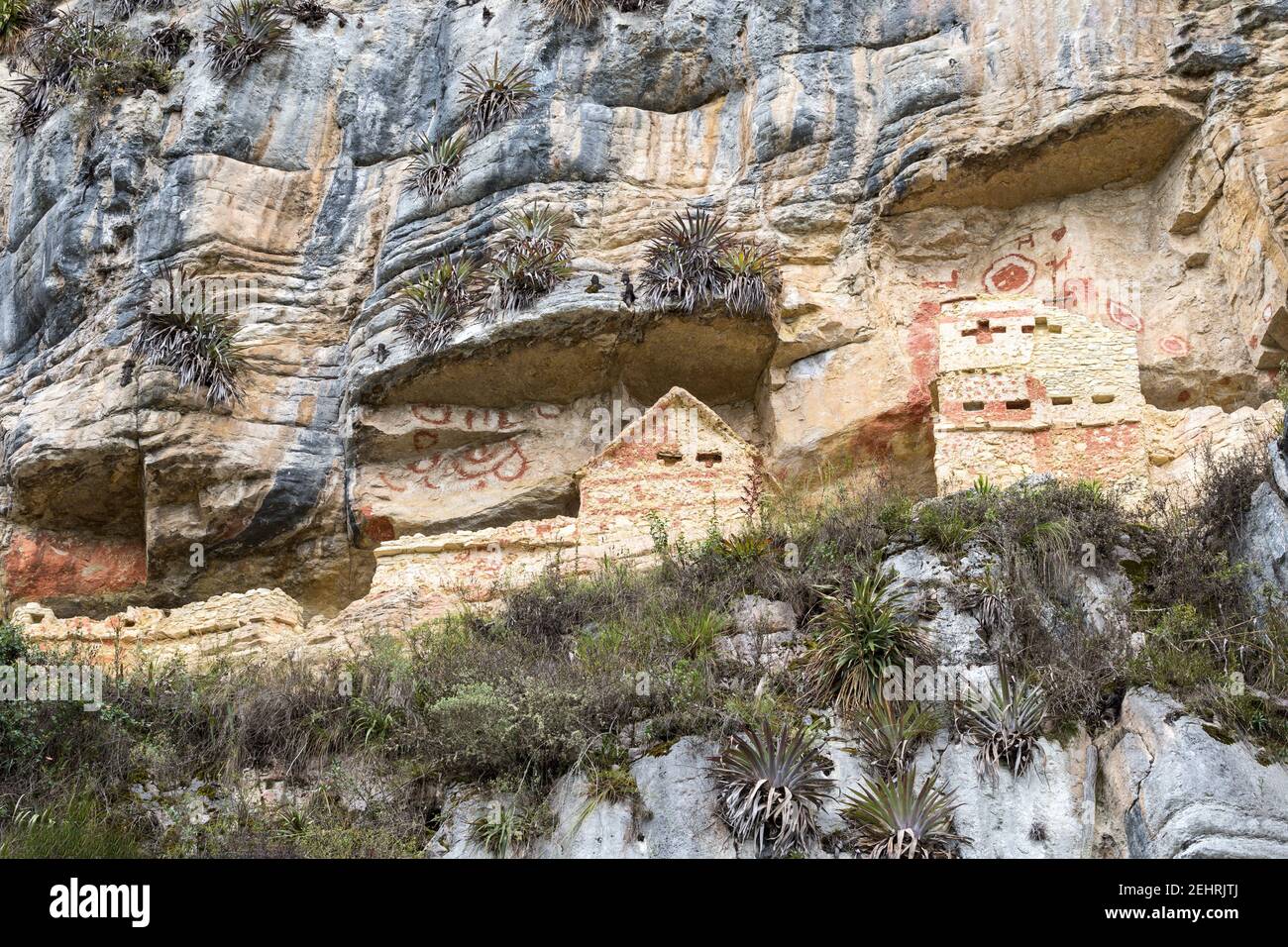 Mountainside tombs hi-res stock photography and images - Alamy