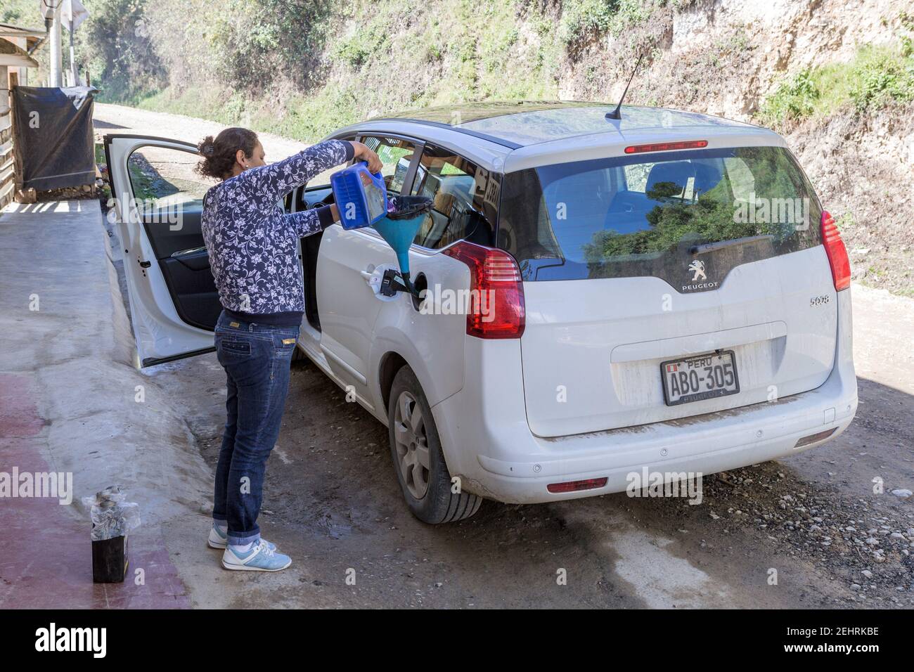 Ancient petrol filling station hi-res stock photography and images - Alamy