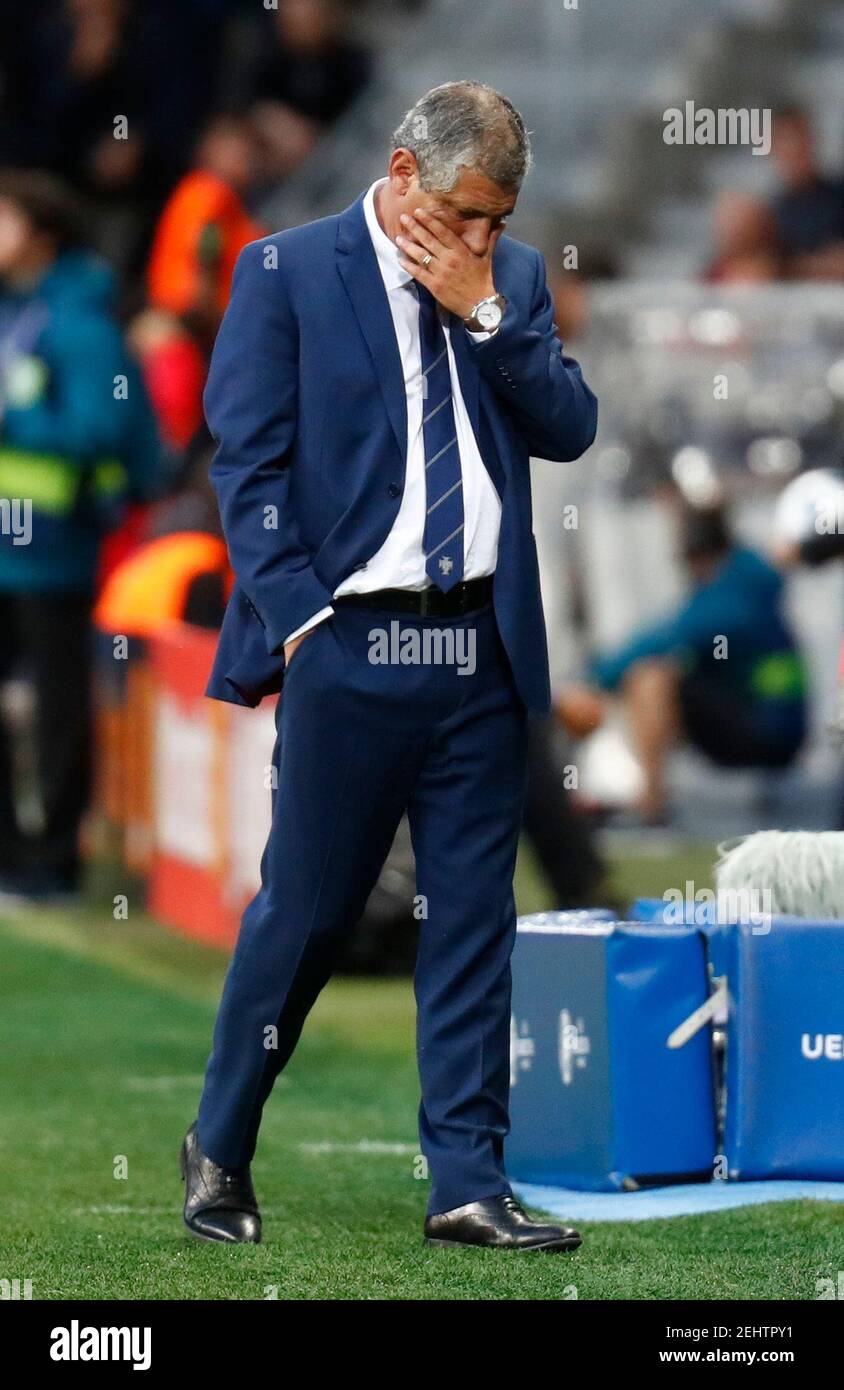 Head coach fernando santos hi-res stock photography and images - Alamy