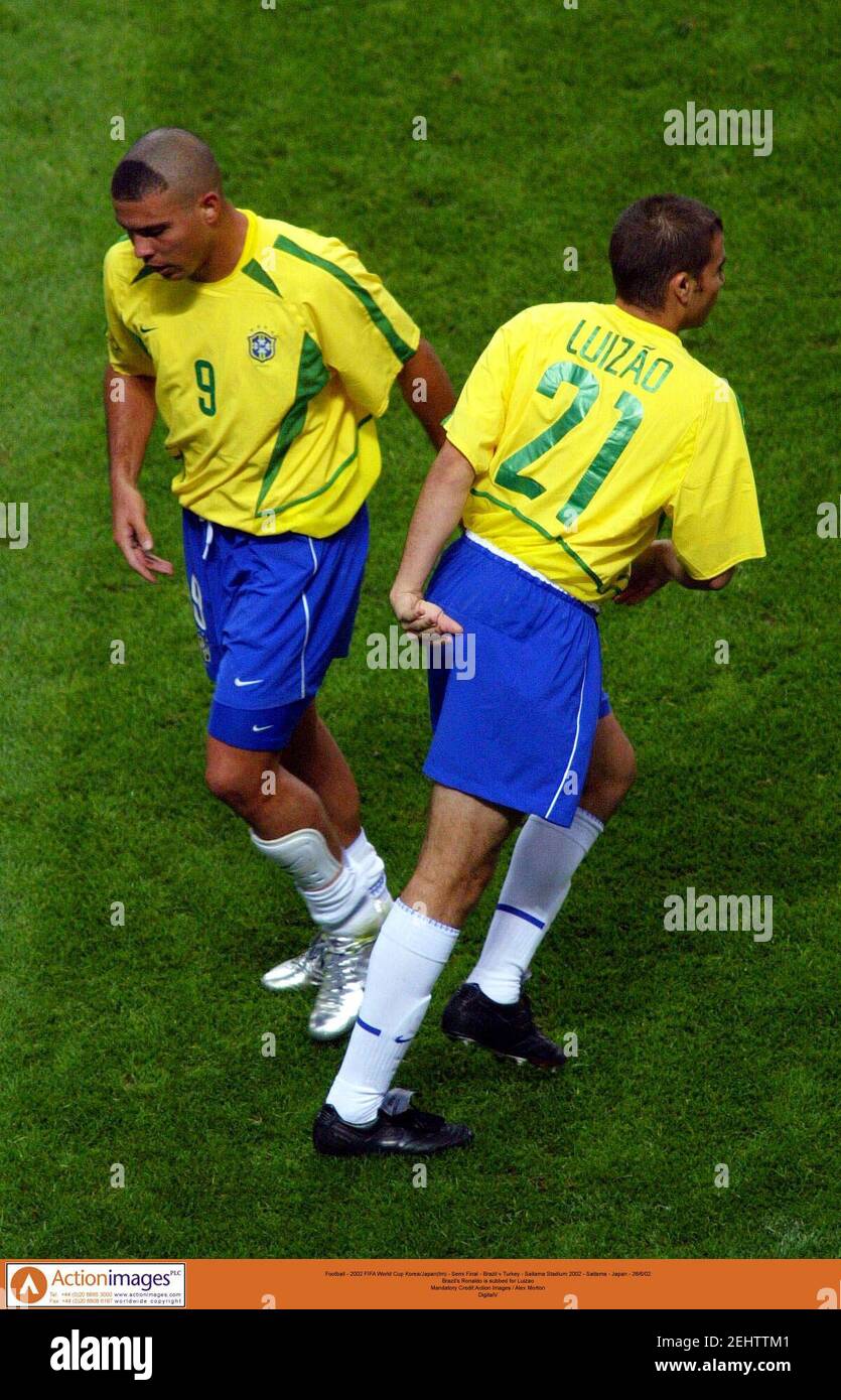 Luizao brazil world cup 2002 hi-res stock photography and images - Alamy