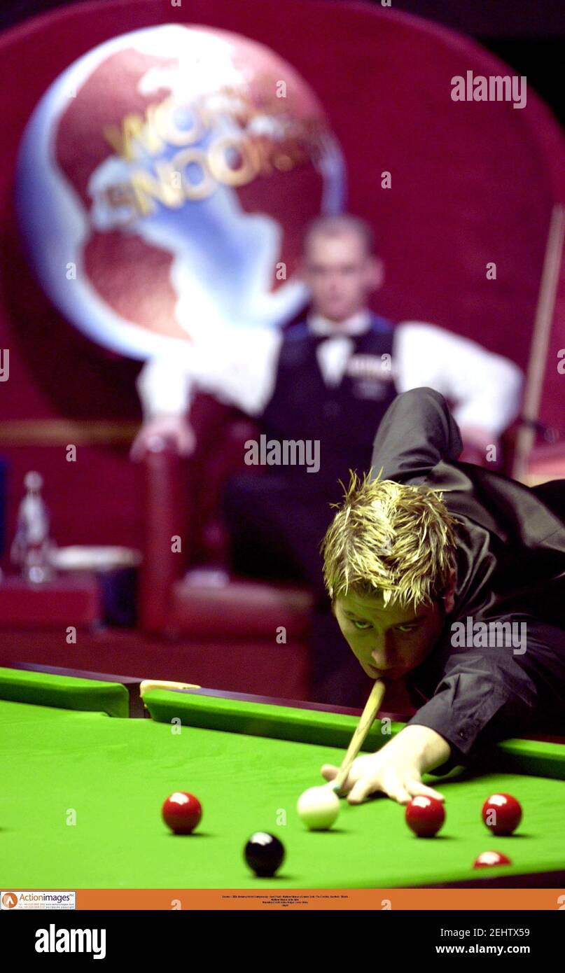 Snooker embassy world championship 2004 final hi-res stock photography ...