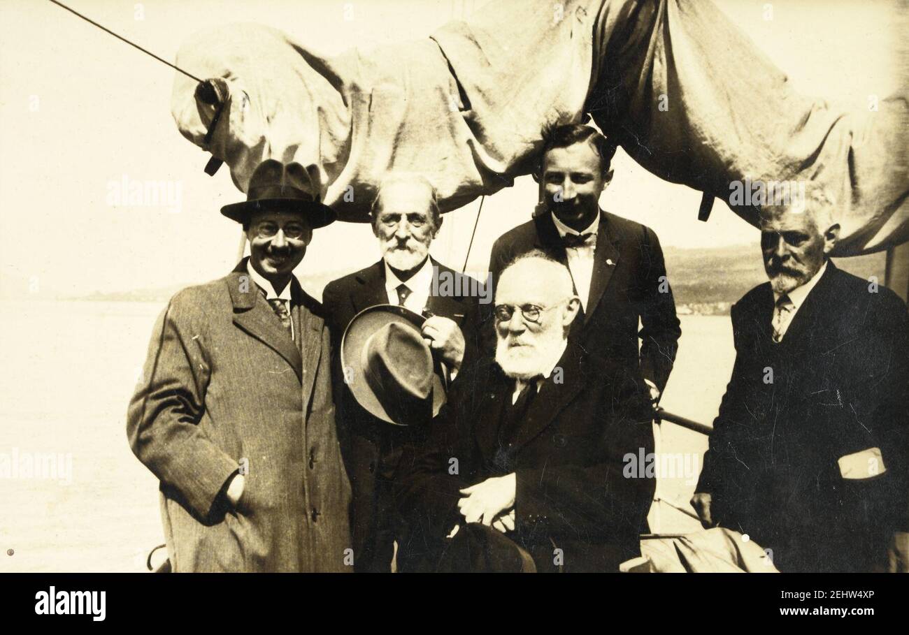 Paul Otlet à la Conférence bibliographique de Zurich Stock Photo - Alamy