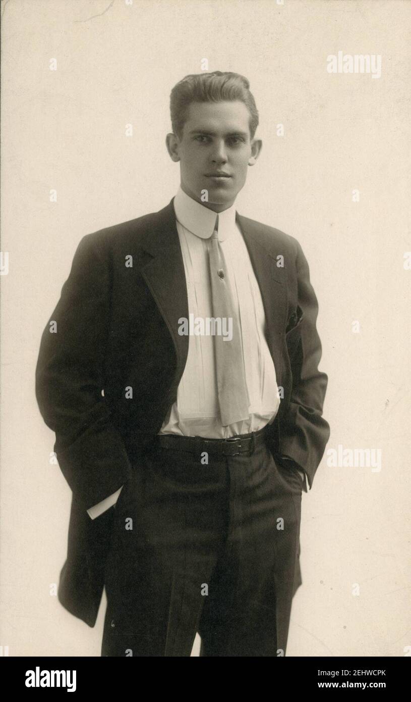 Paul Smith, stage actor Stock Photo - Alamy